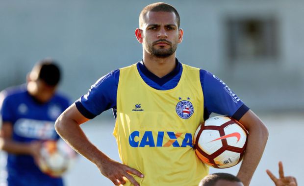 Com contrato, Clayton foca em buscar titularidade em 2019 - ecbahia.com