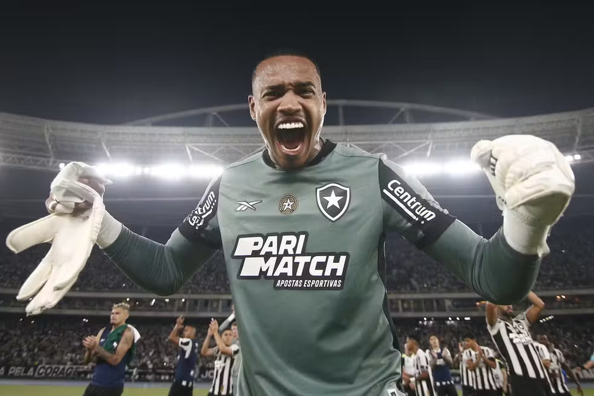 Bahia demonstra interesse por goleiro titular do Botafogo, diz ...