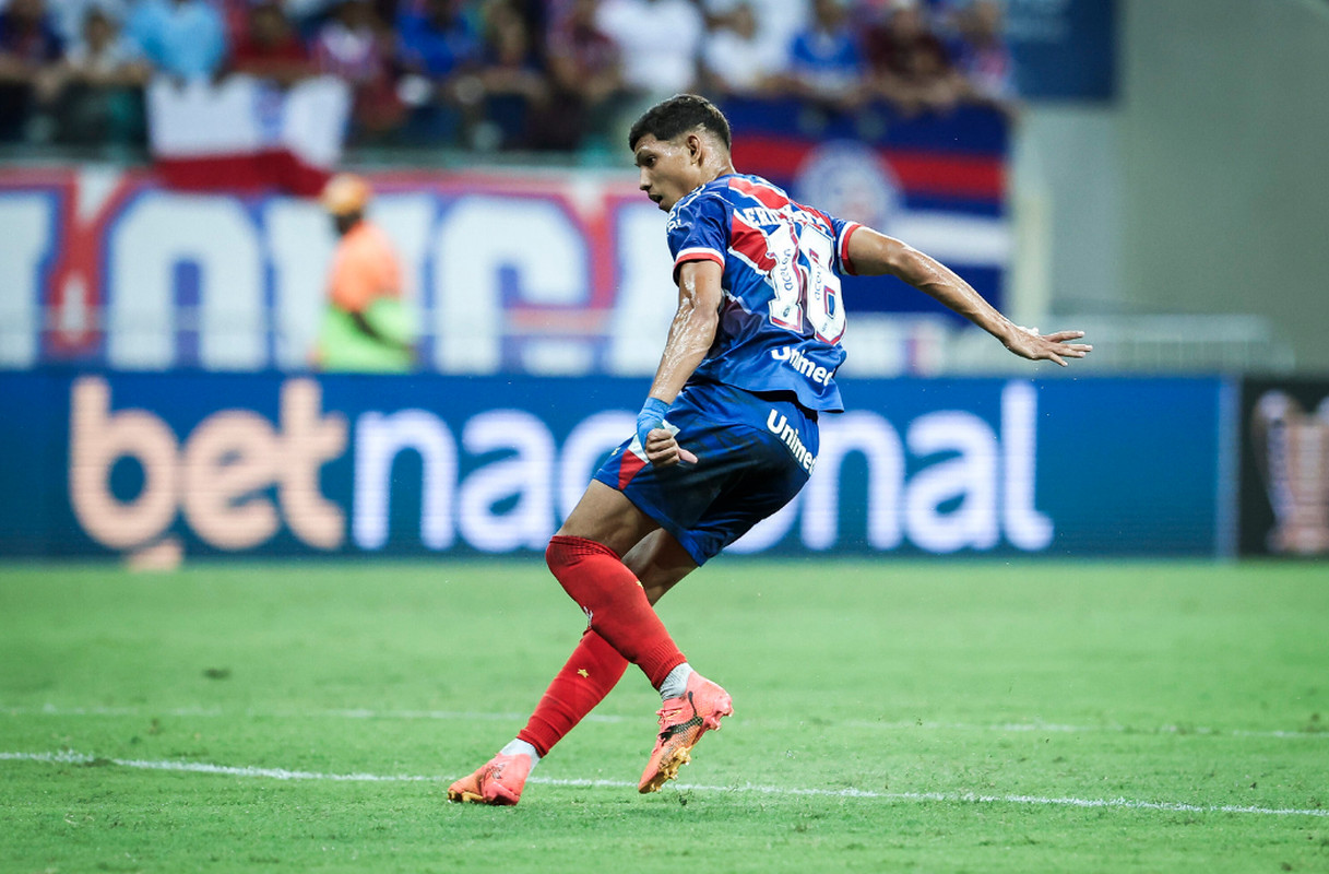 Pulga é destaque em início pelo Bahia com gols e prêmios de ‘melhor do jogo’ - ecbahia.com